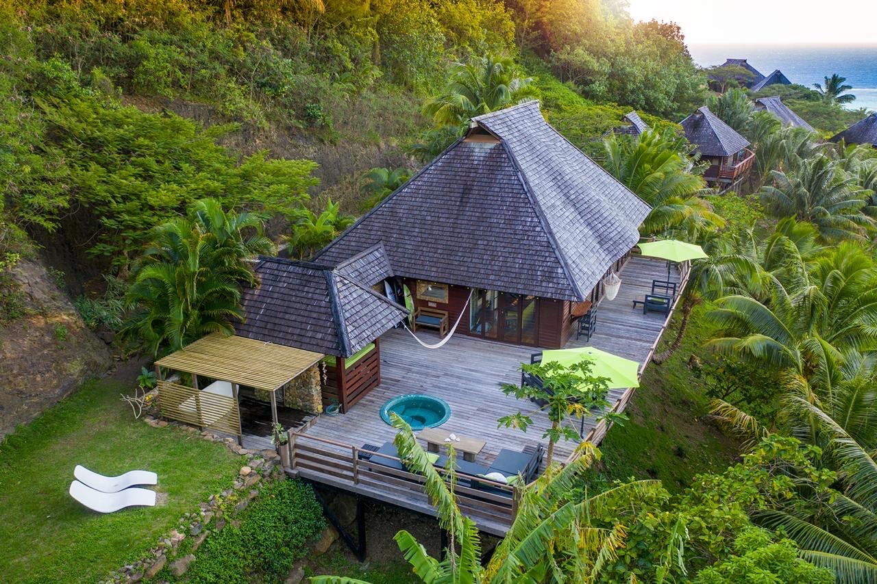 Magic Mountain Overlook in Moorea: A Visitor’s Guide to Paradise ...